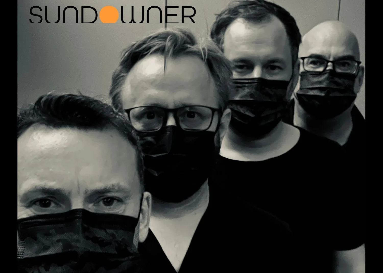 Sundowner — Molly Malone's Irish Pub