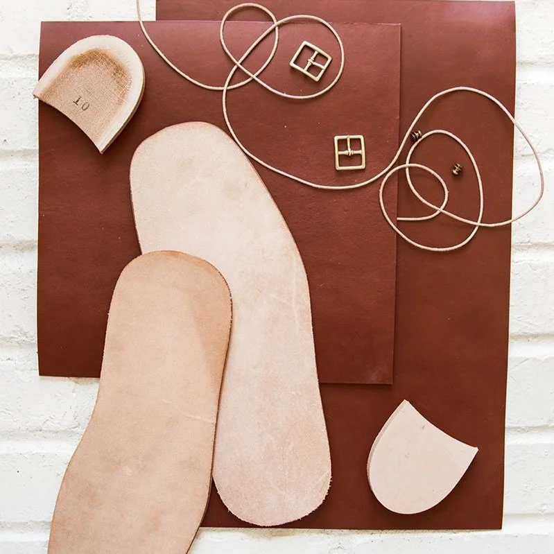 KIT — Rachel Sees Snail Shoes