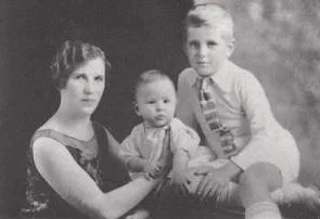 The bad man who married five wives and a notorious murder — Reading Simona