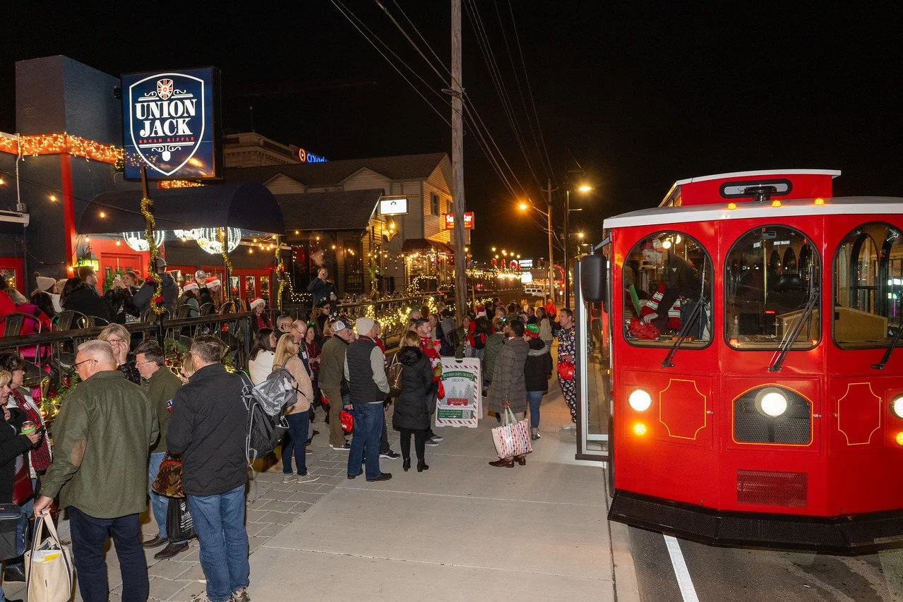 Kansas City Holiday Lights Trolley Tour | BYOB Festive Ride Through the ...