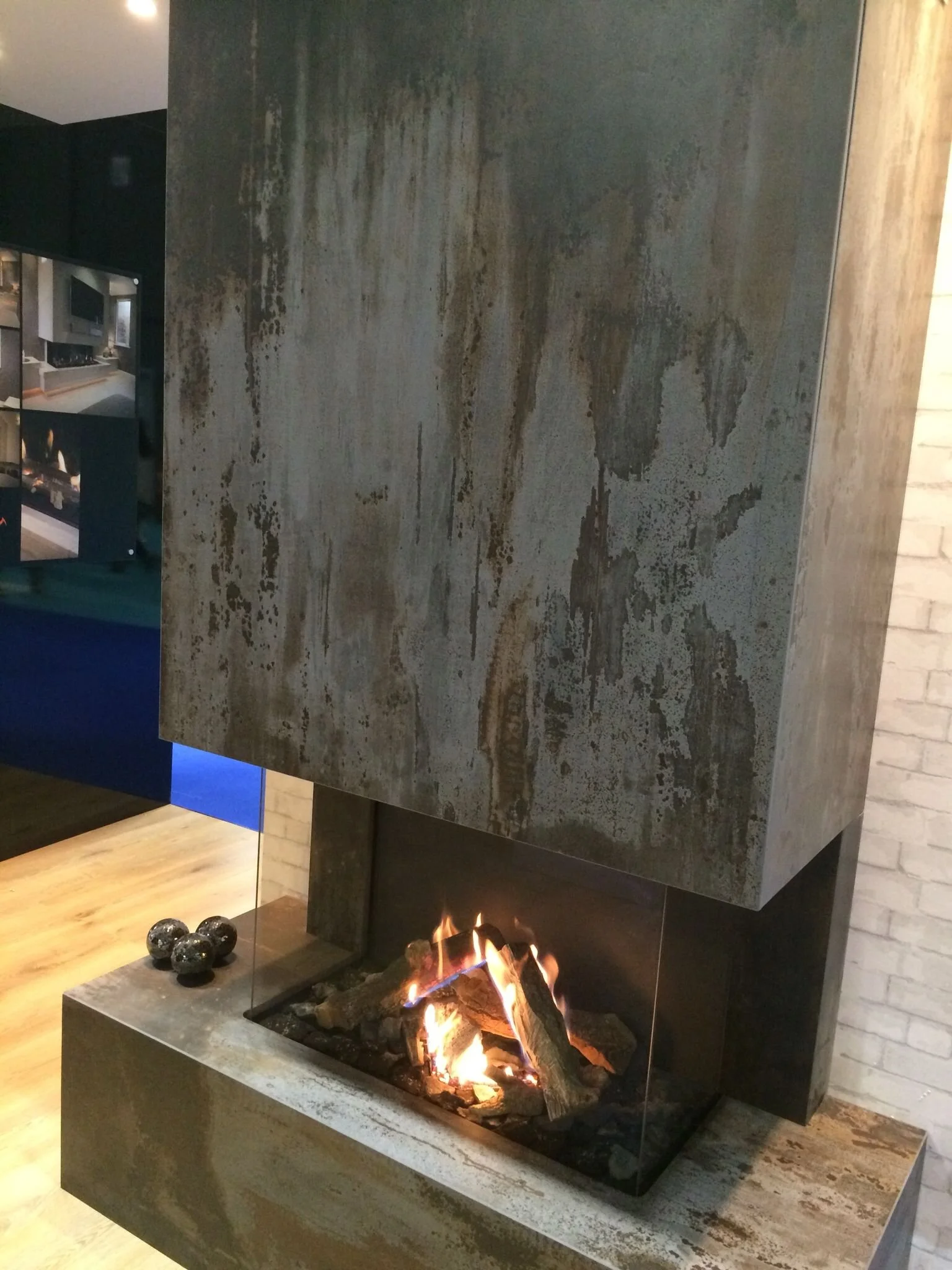 Ultra Compact Surface — Stone Dynamics, Inc.