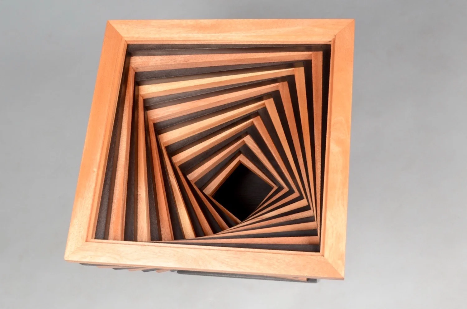 North Light Art Furniture