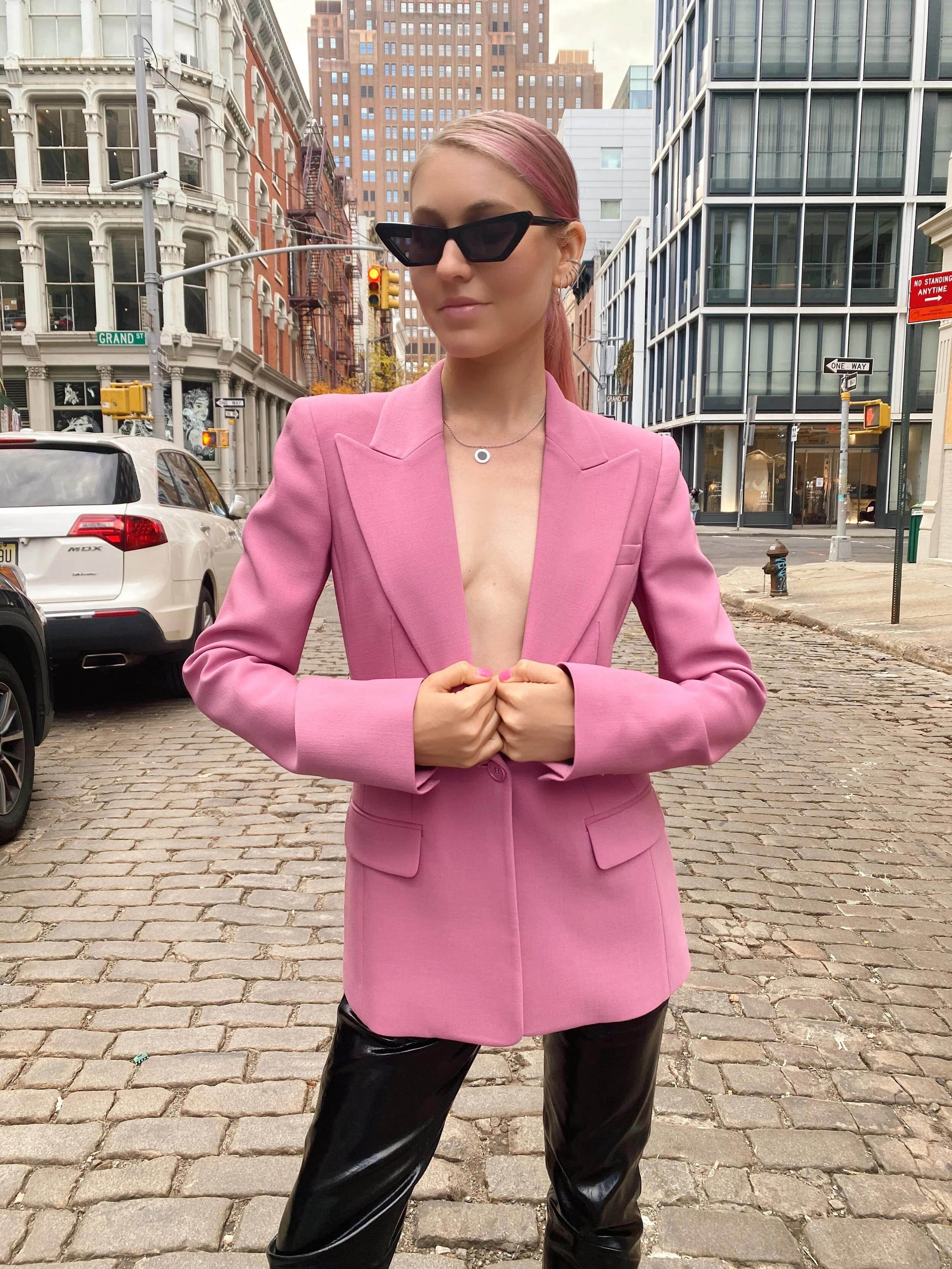 Bio — Jessica Minkoff