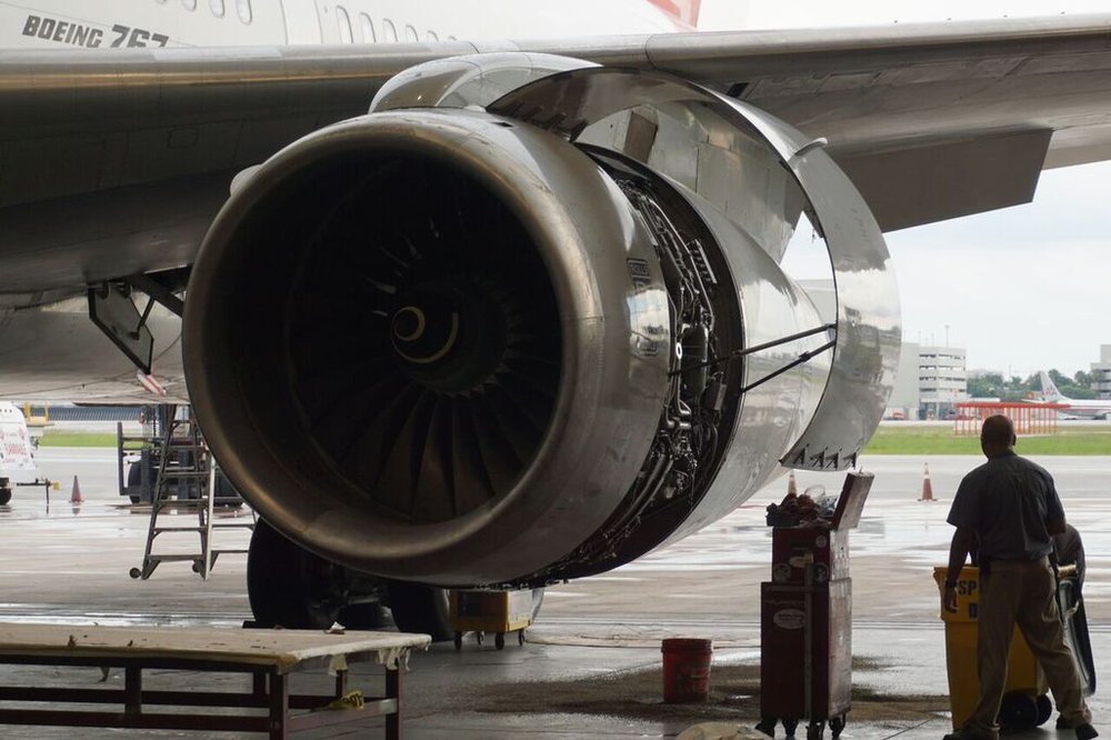 Heavy Maintenance — Commercial Jet