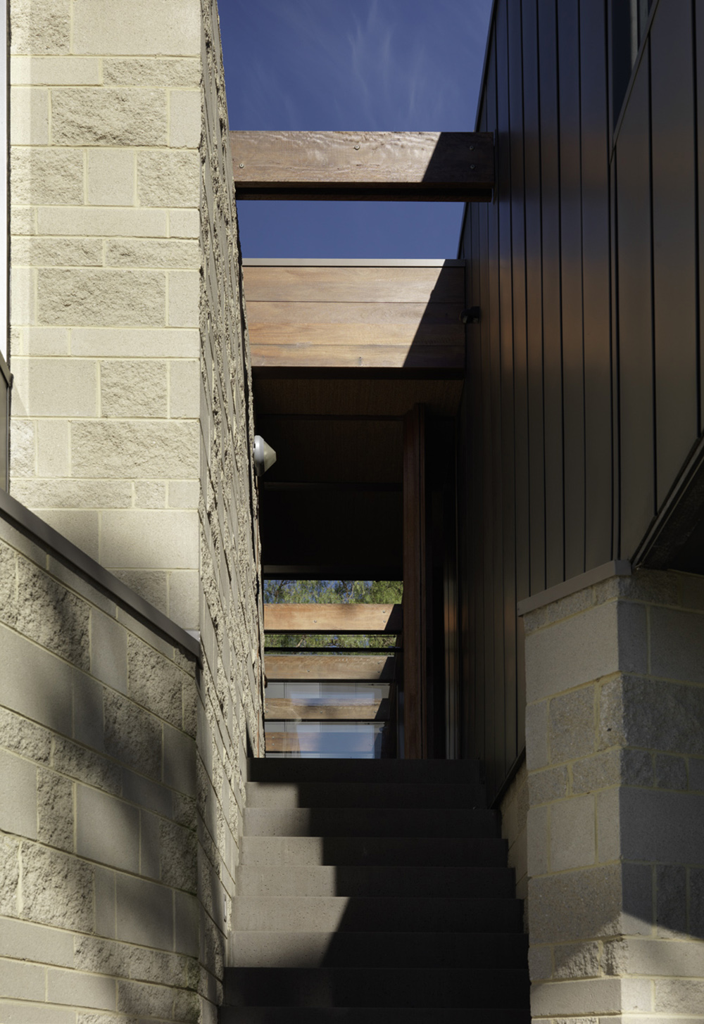 Kew House | Project Overview | Bent Architecture