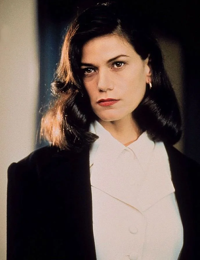 The Last Seduction, Disclosure, & Fear of the Female Boss (Erotic 90’s, Part 13) — You Must ...