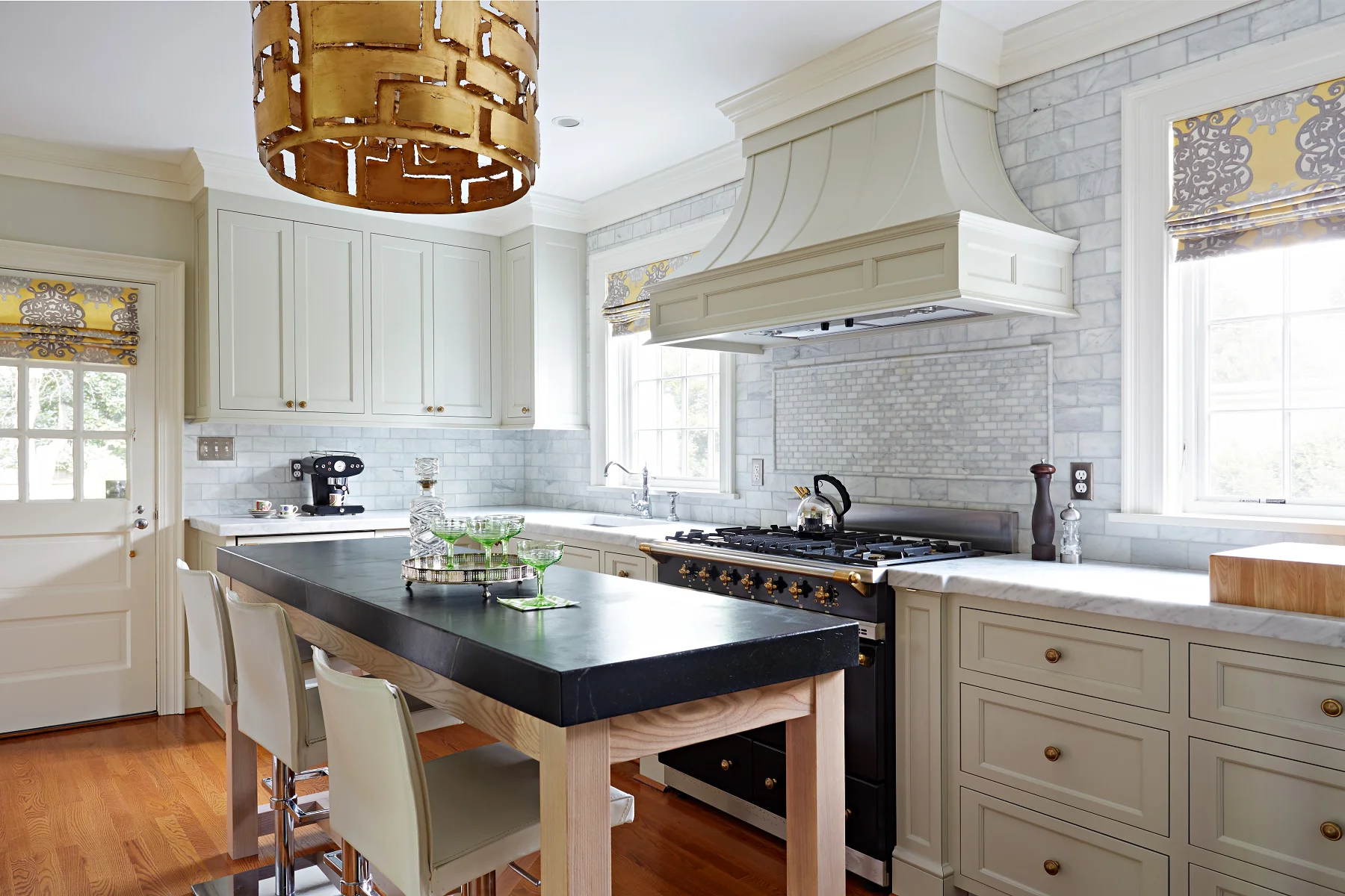 Classic & Traditional — Martin-Star