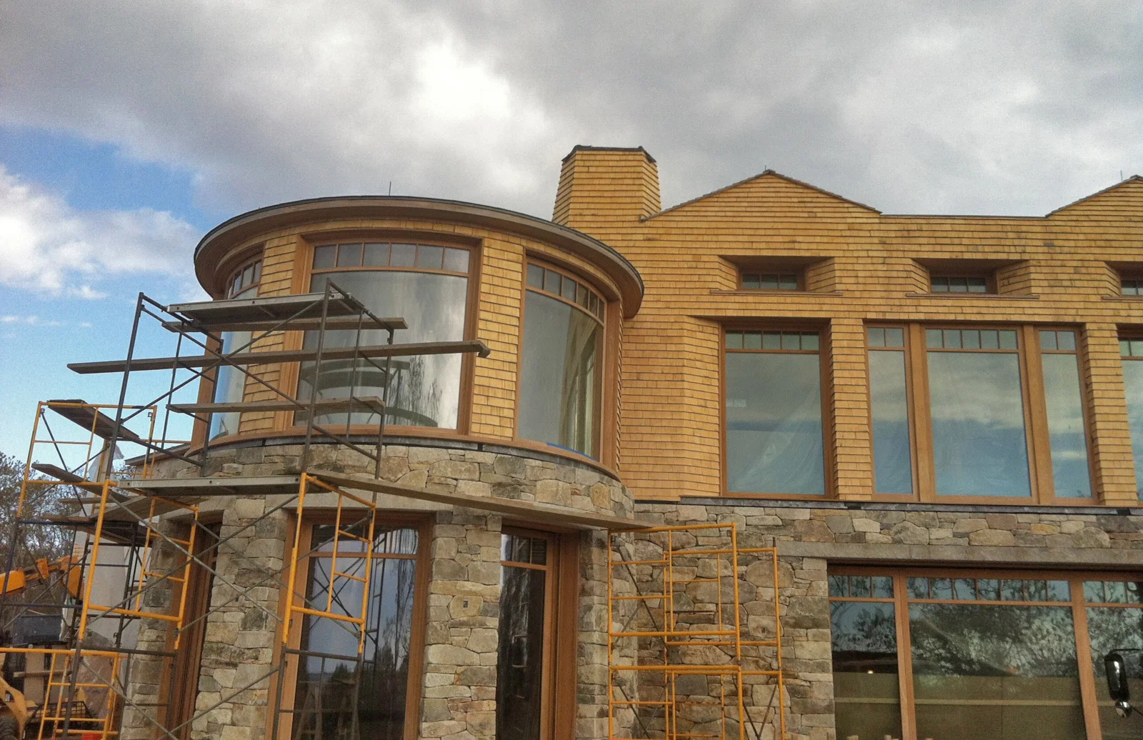 Alaskan Yellow Cedar Shingles | Custom Shingles