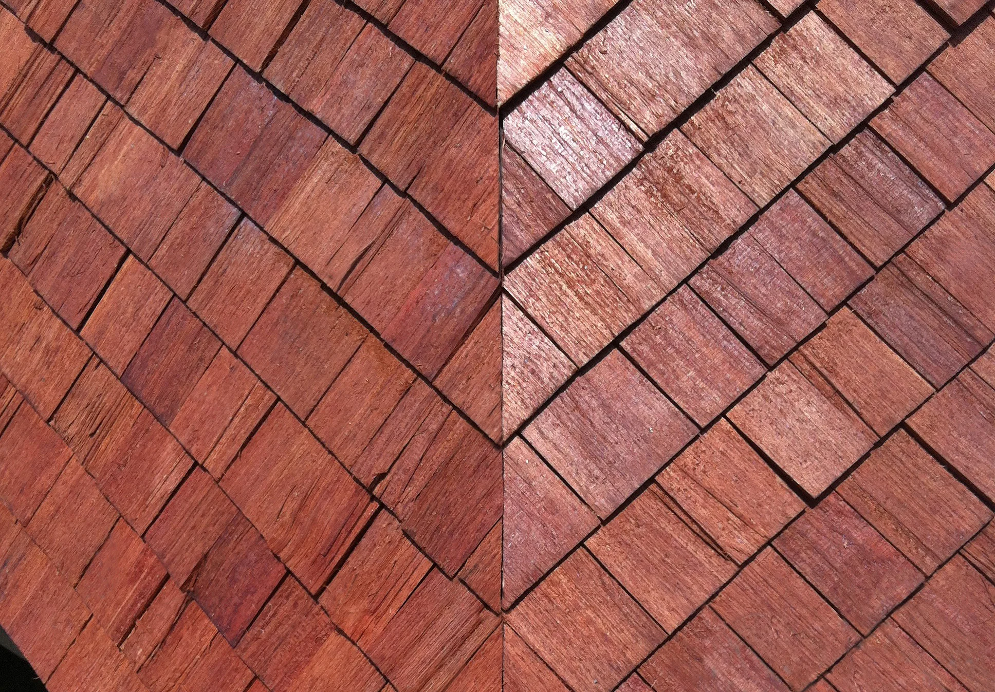 Royalwood Wallaba Shingles & Wallaba Roofing | Custom Shingles