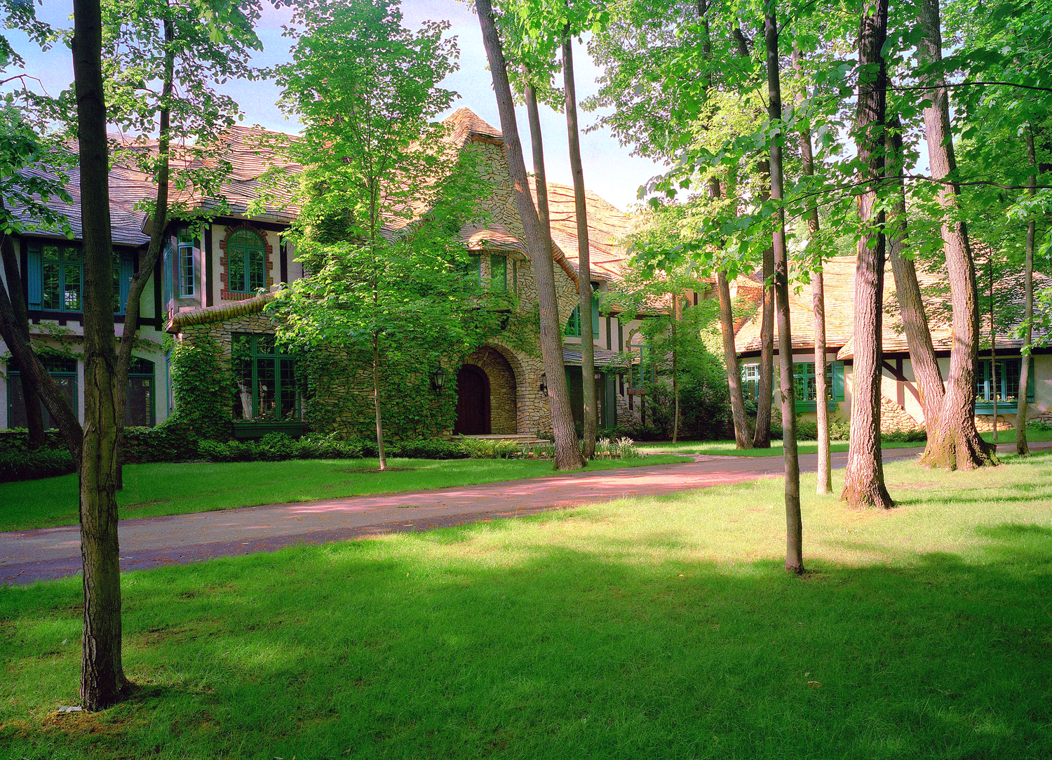 Storybook House Style Roofing Shingles | Custom Shingles