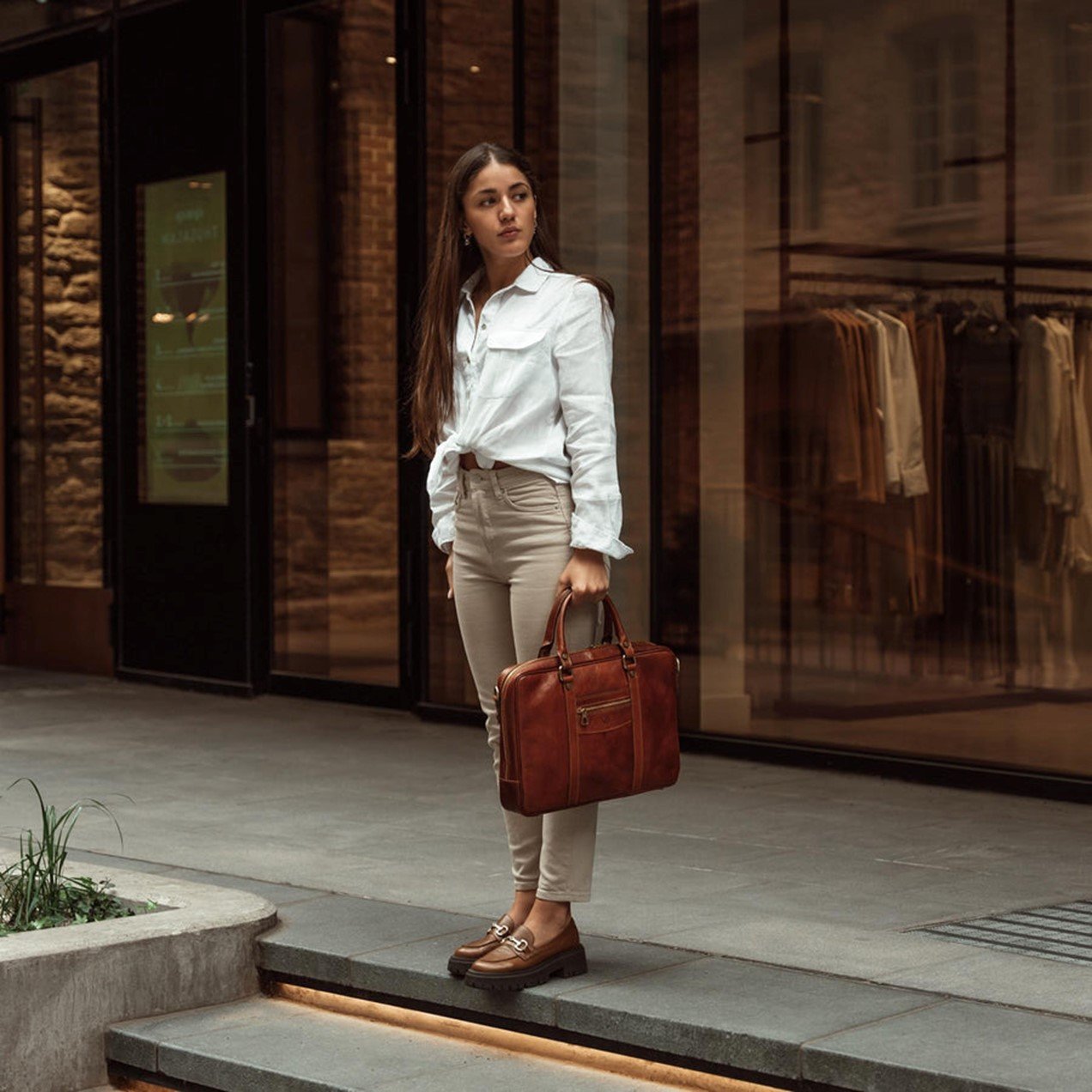 The Art of Accessorising: How to Elevate Your Look With Accessories ...