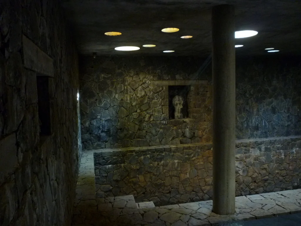 Tara House - Studio Mumbai — Andy Hamilton Studio