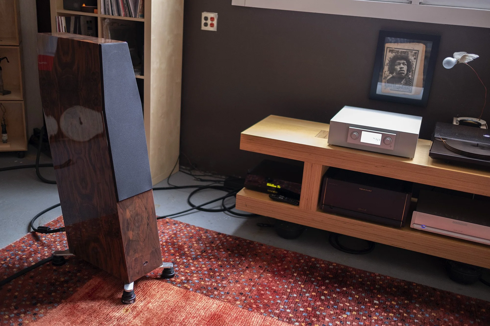 QLN Prestige 5 - Twittering Machines — Well Pleased Audio Vida