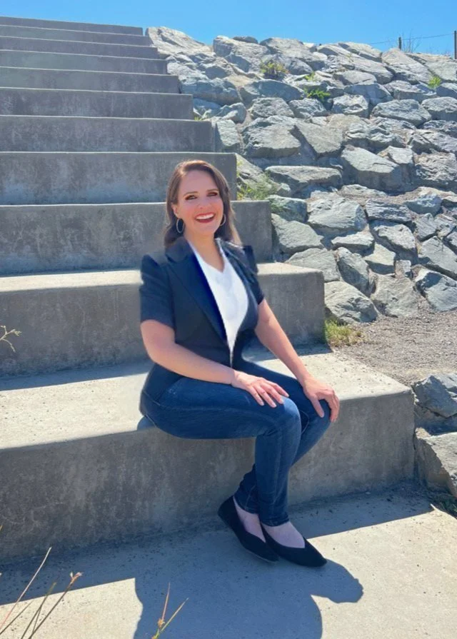 About Me — Dallisa Hocking