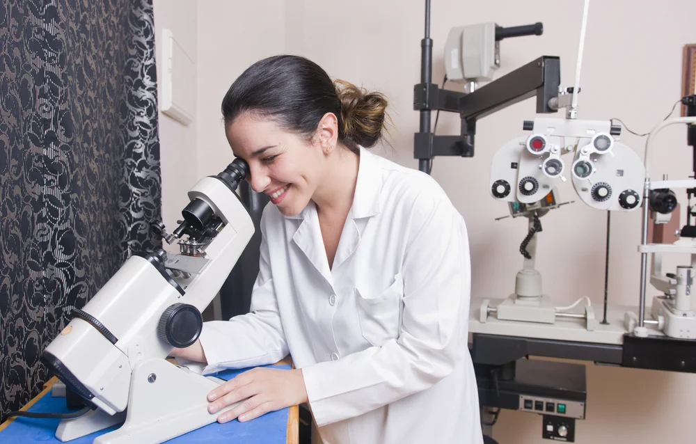 What I Wish I Knew When I Started in Ophthalmology — Eye Tech Training