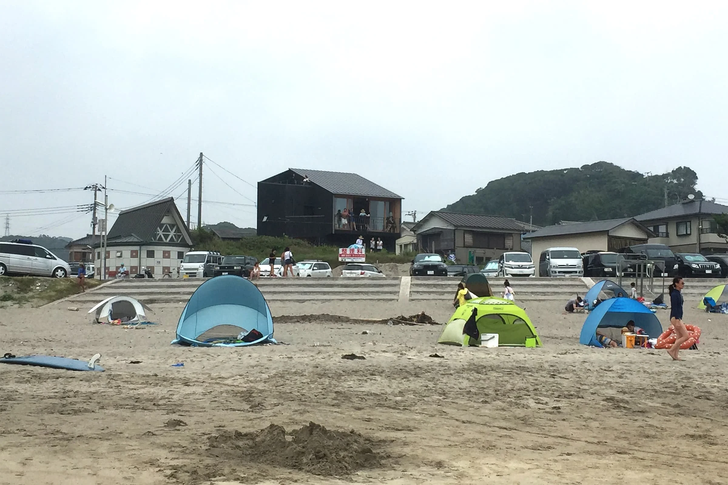 Ubara Beach House — structured environment