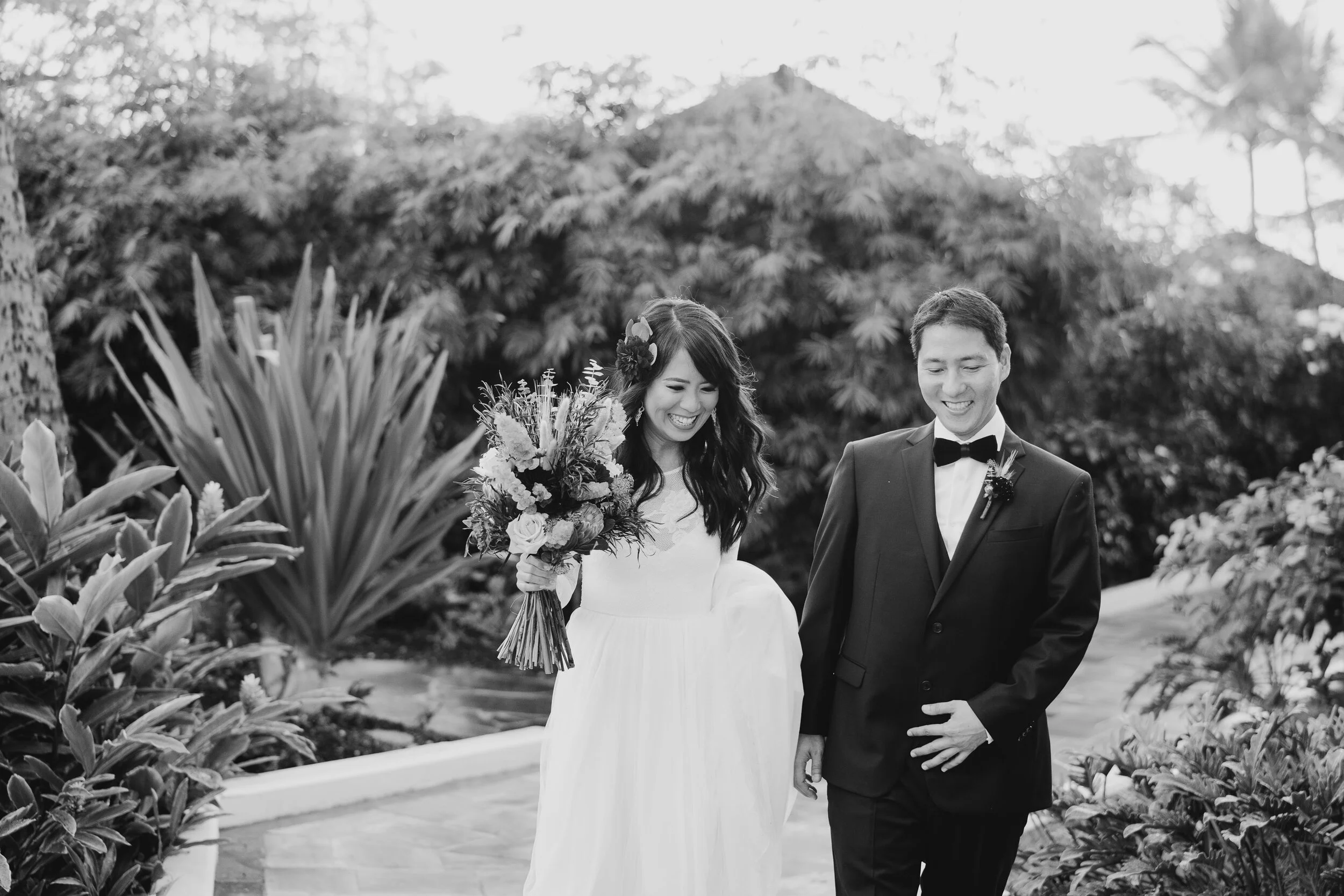 Four Seasons Oahu Wedding: Tracy & Kristopher — Desiree Leilani Photography