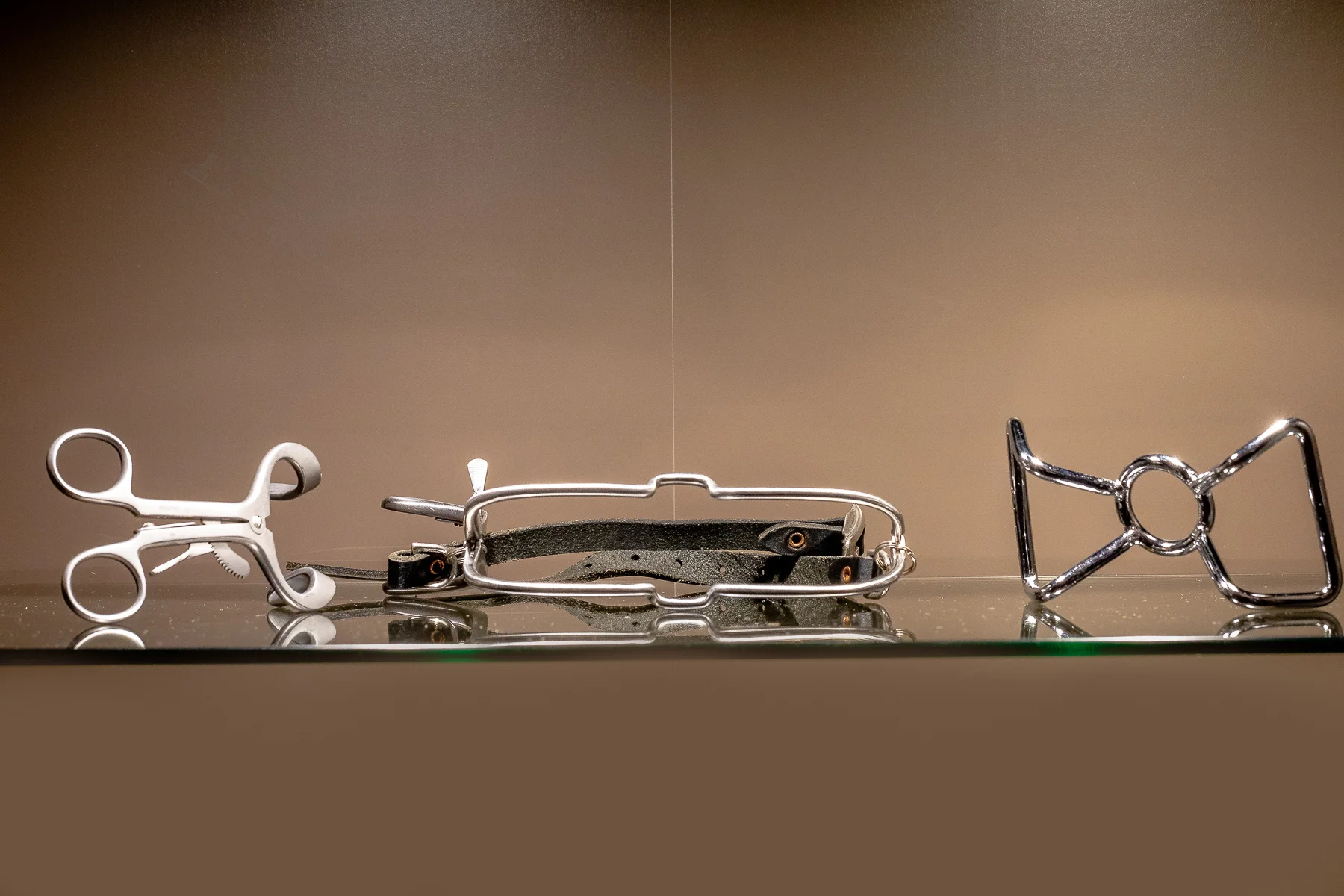 Steel Gags — KINK ON SET