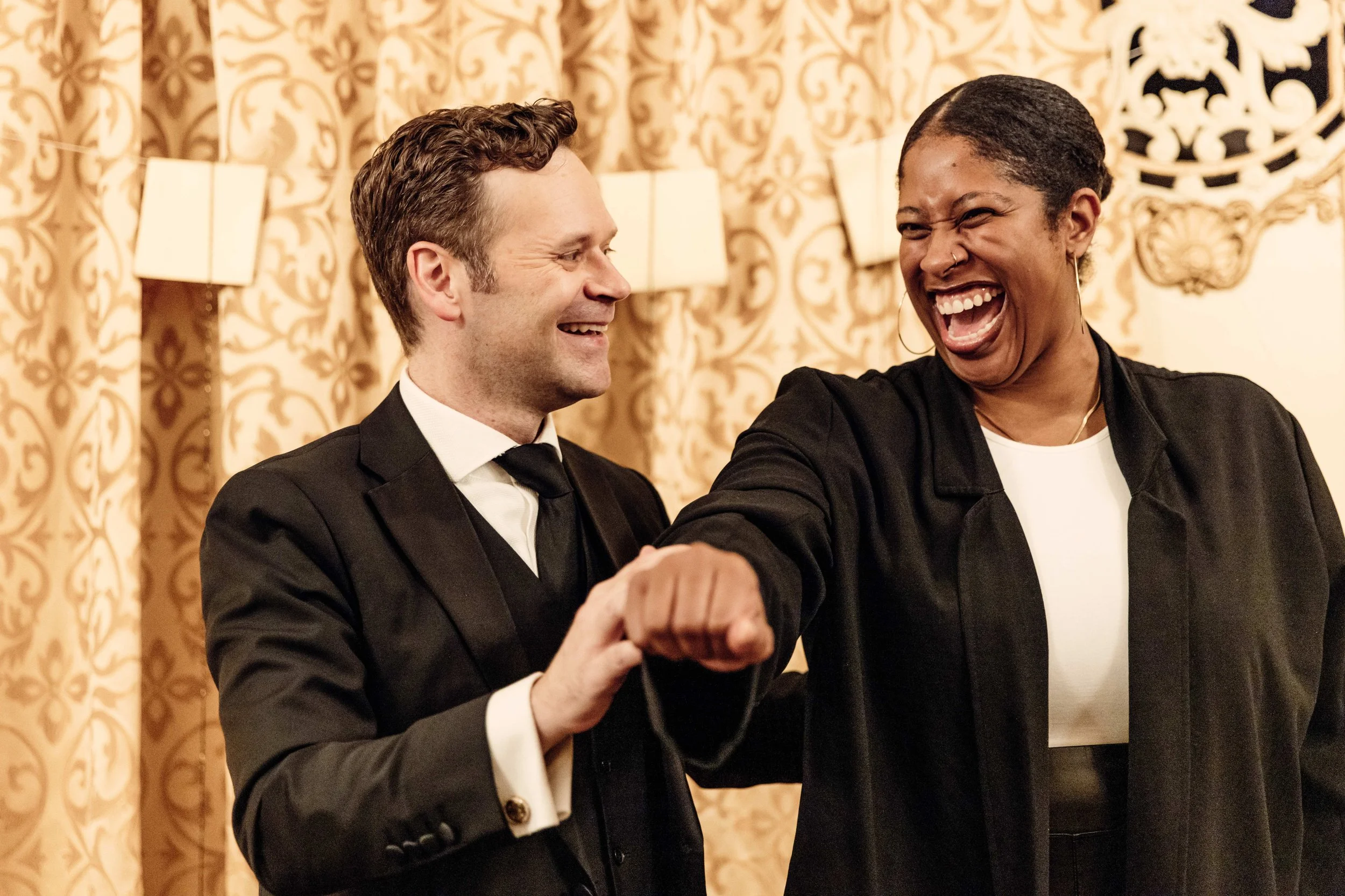 %i — Dennis Watkins | 3rd Generation Magician & Mentalist | Corporate ...
