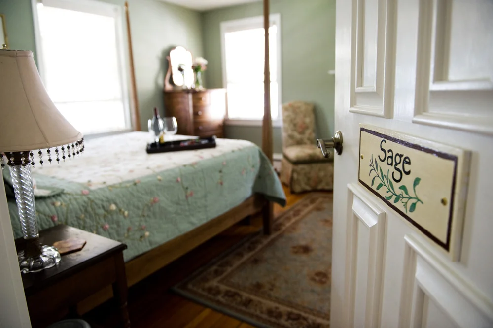 GUEST Rooms — Hopkins Ordinary