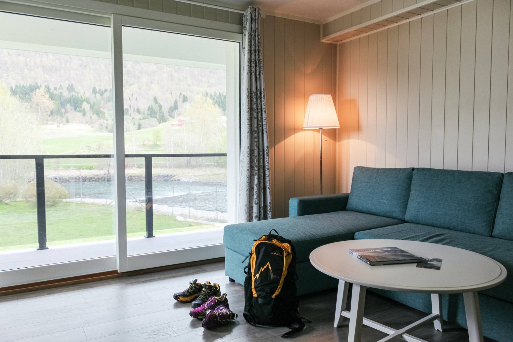 Overnatting i Loen - hotell og leiligheter — Loen Skylift