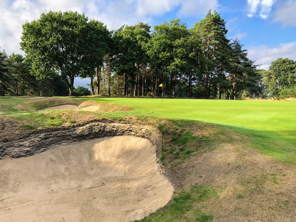 Sunningdale Golf Club (Old) | Golf Course Review — UK Golf Guy