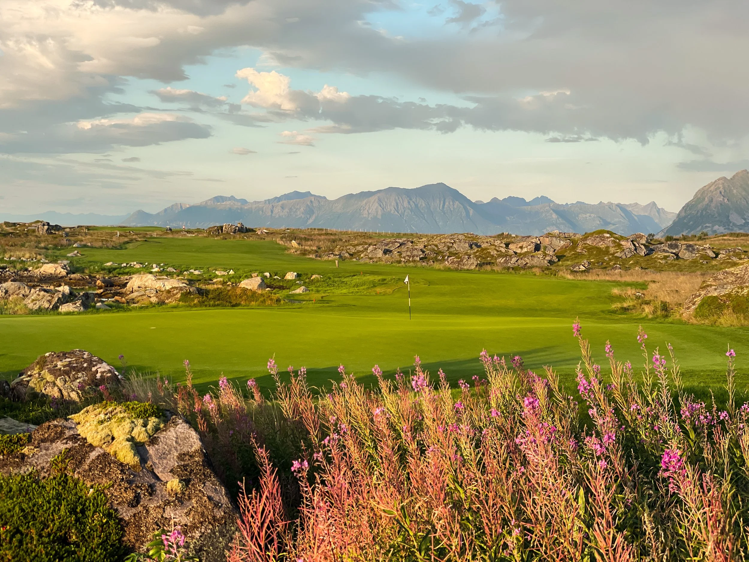 Lofoten Links | Golf Course Review — UK Golf Guy