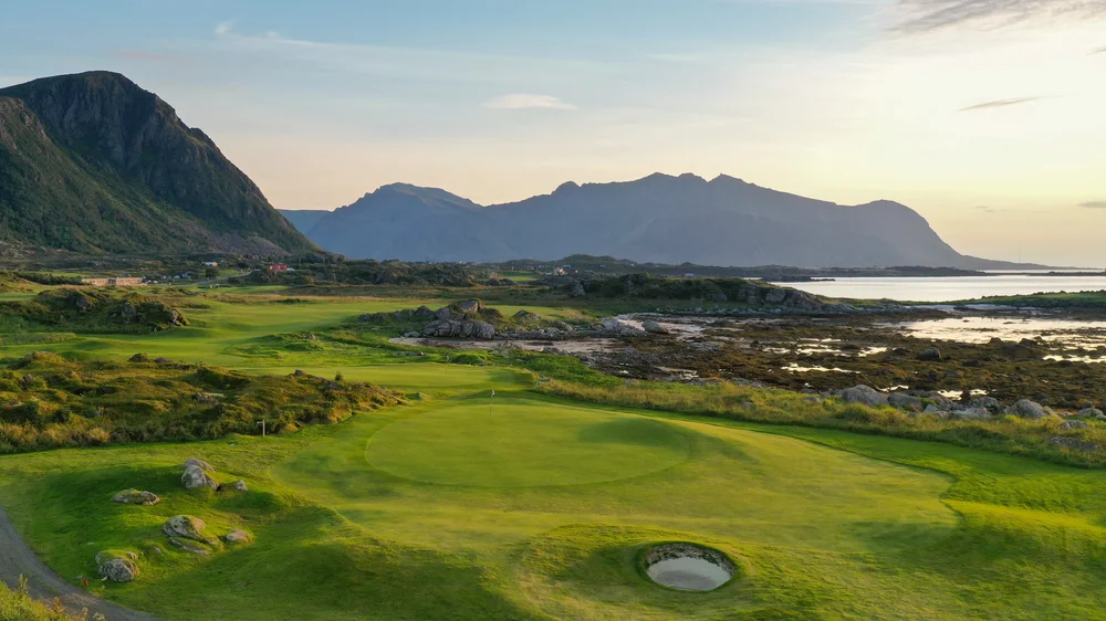 Lofoten Links | Golf Course Review — UK Golf Guy
