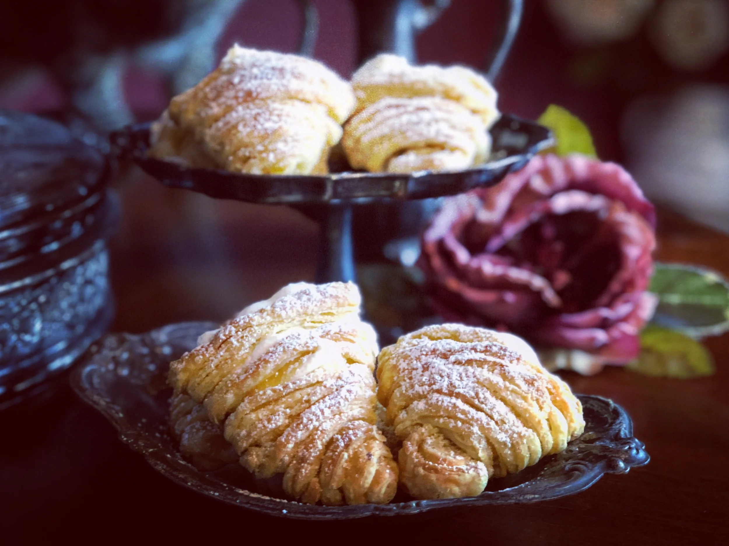 “Sfogliatelle - Italian Pastry” — Definitely Delish