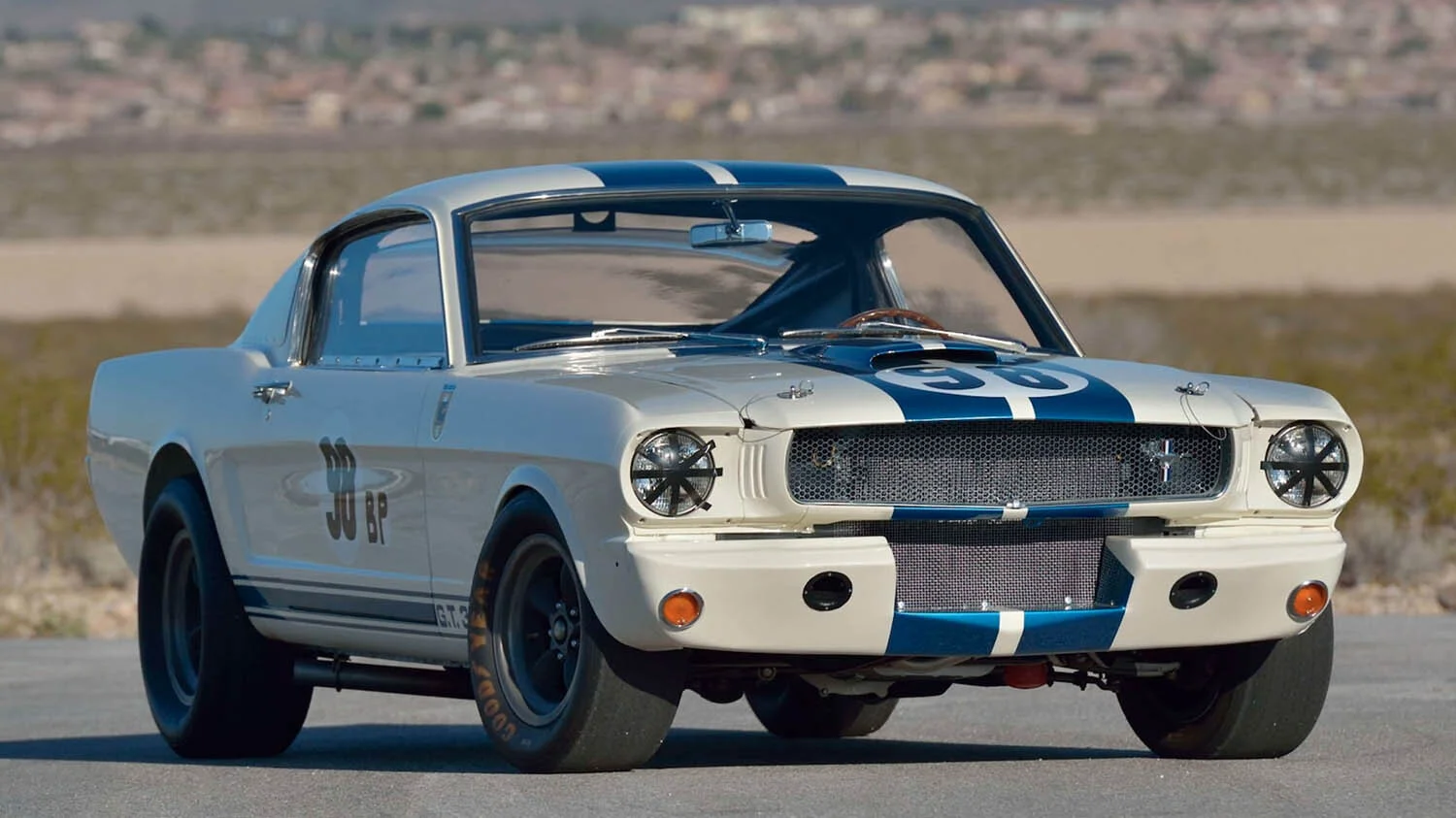 The Flying Mustang — Ecurie