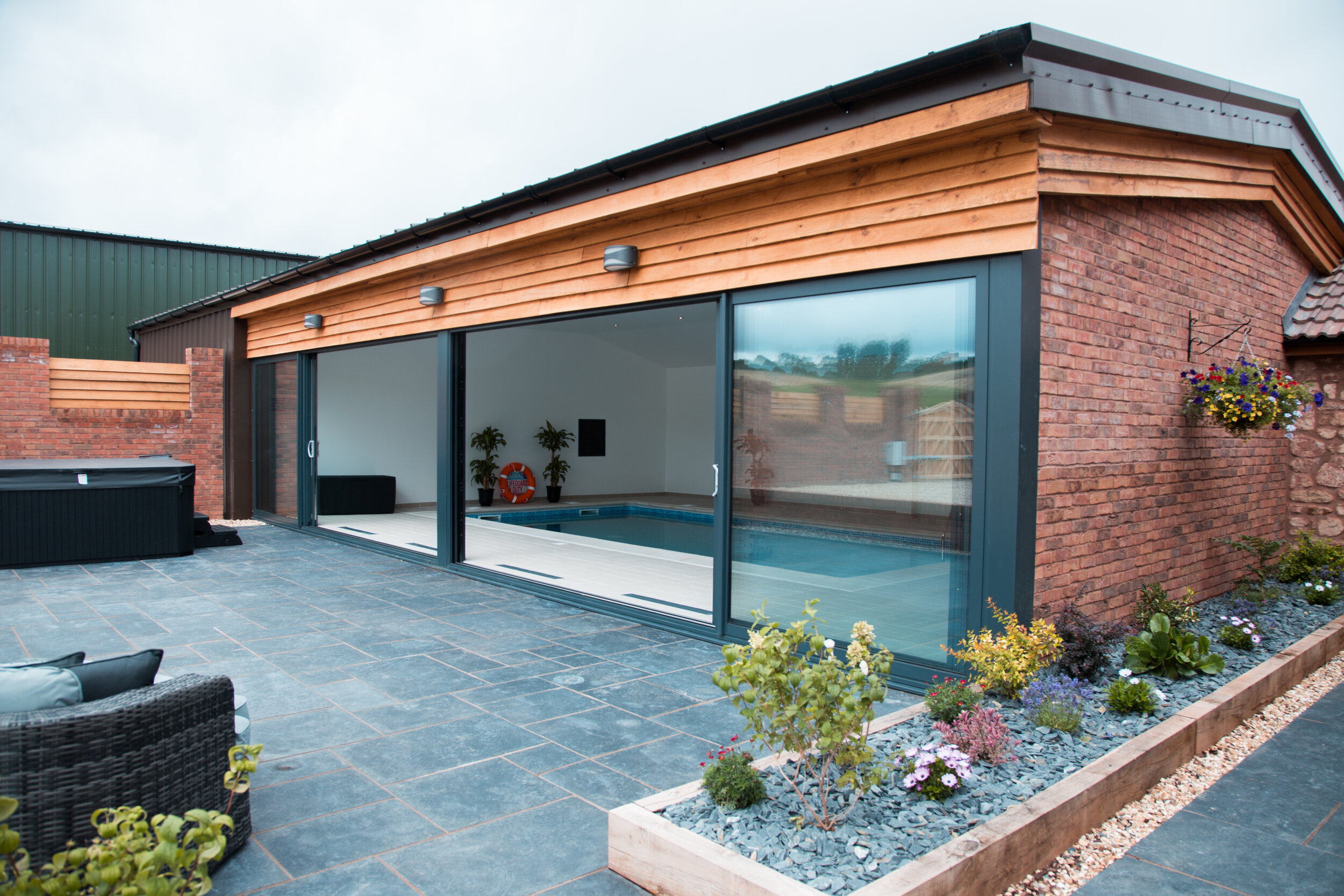 Accommodation Gallery | Quantock Lakes | Award Winning Barn Wedding ...