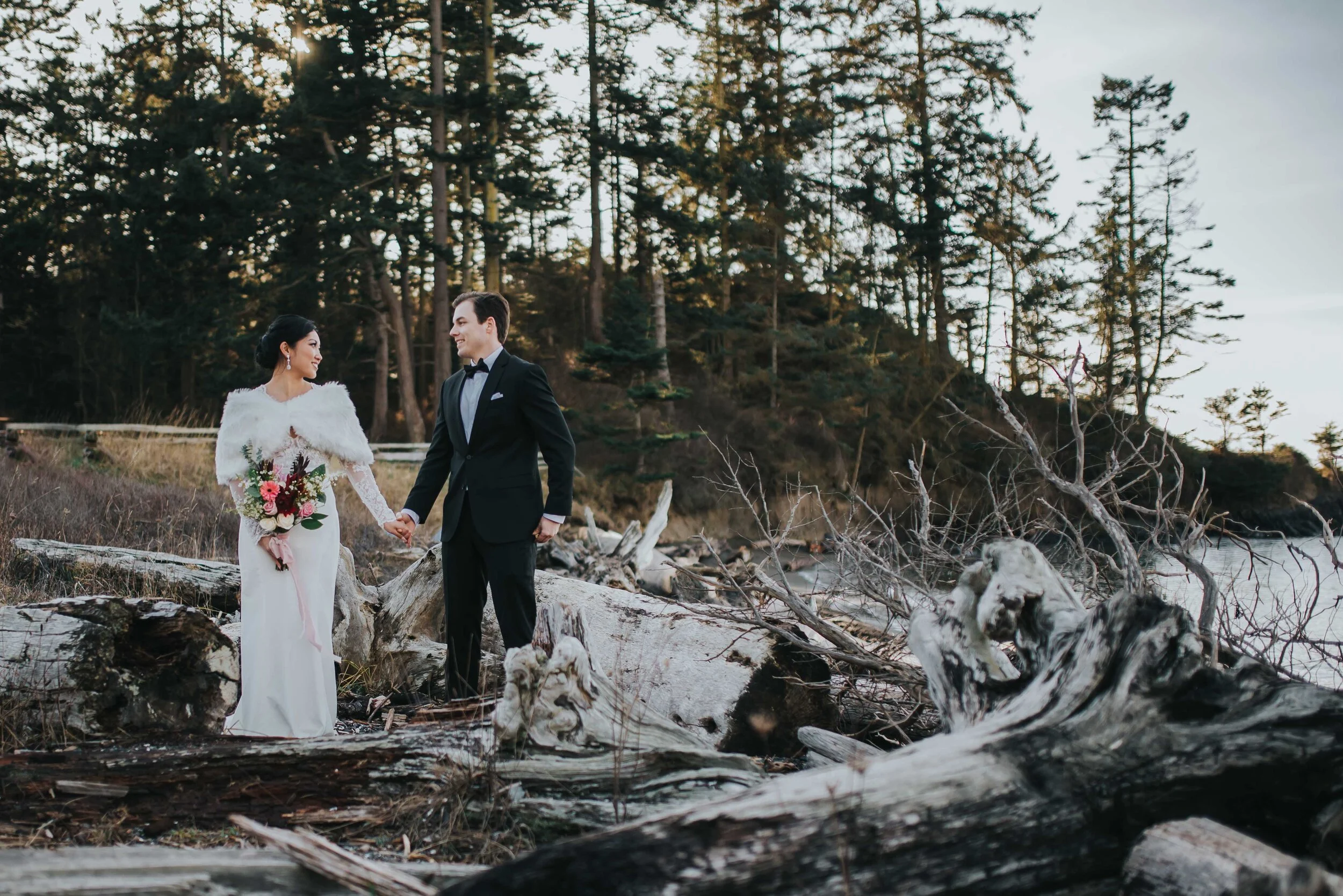 J Hodges Photography - Whidbey Island Wedding & Elopement Photographer