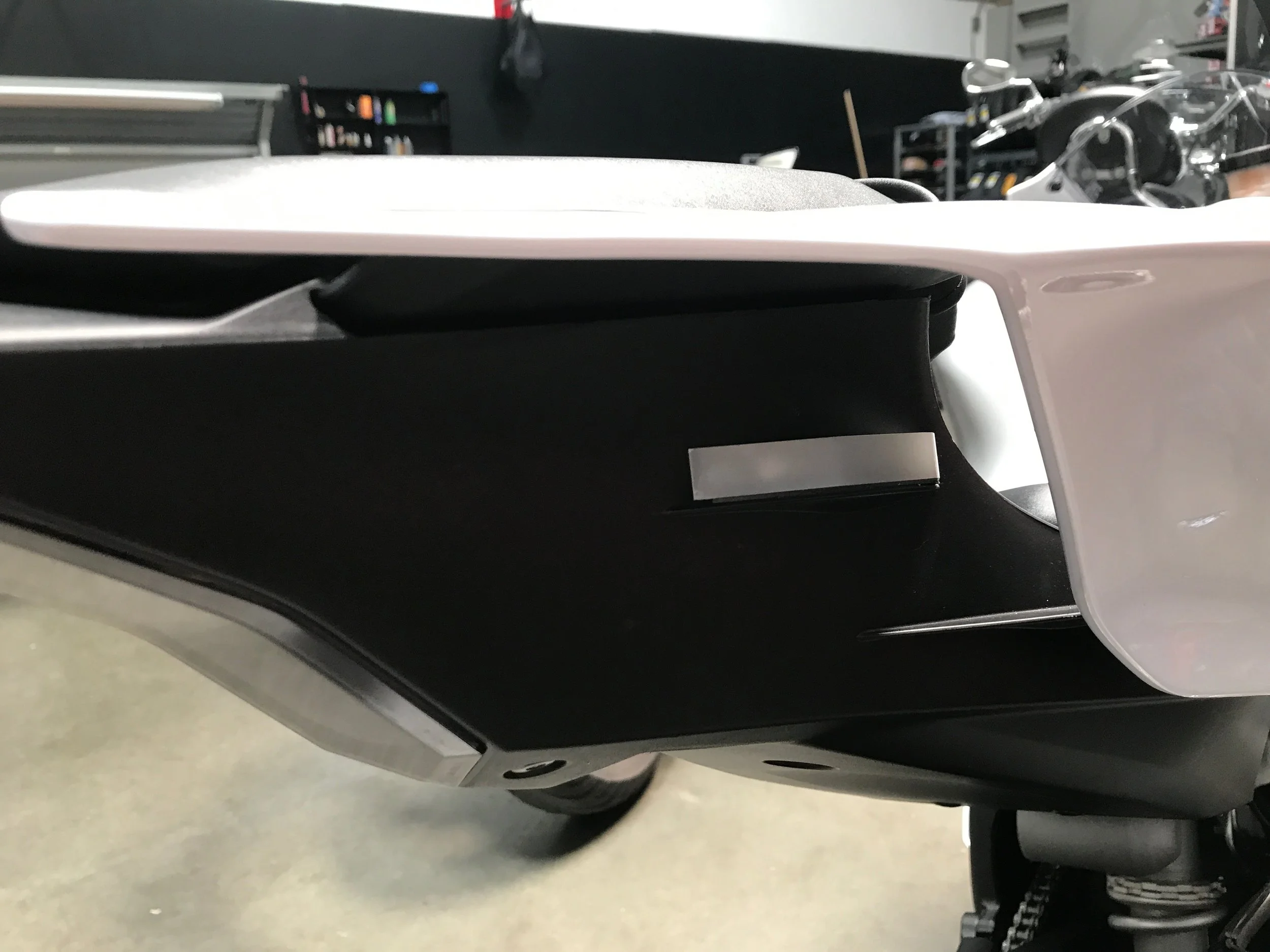 R6 — JL Designs - Custom Parts - Tail light / Fender Eliminator kits