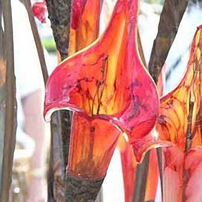 Lily Glass Fountain — Malibu Fountains