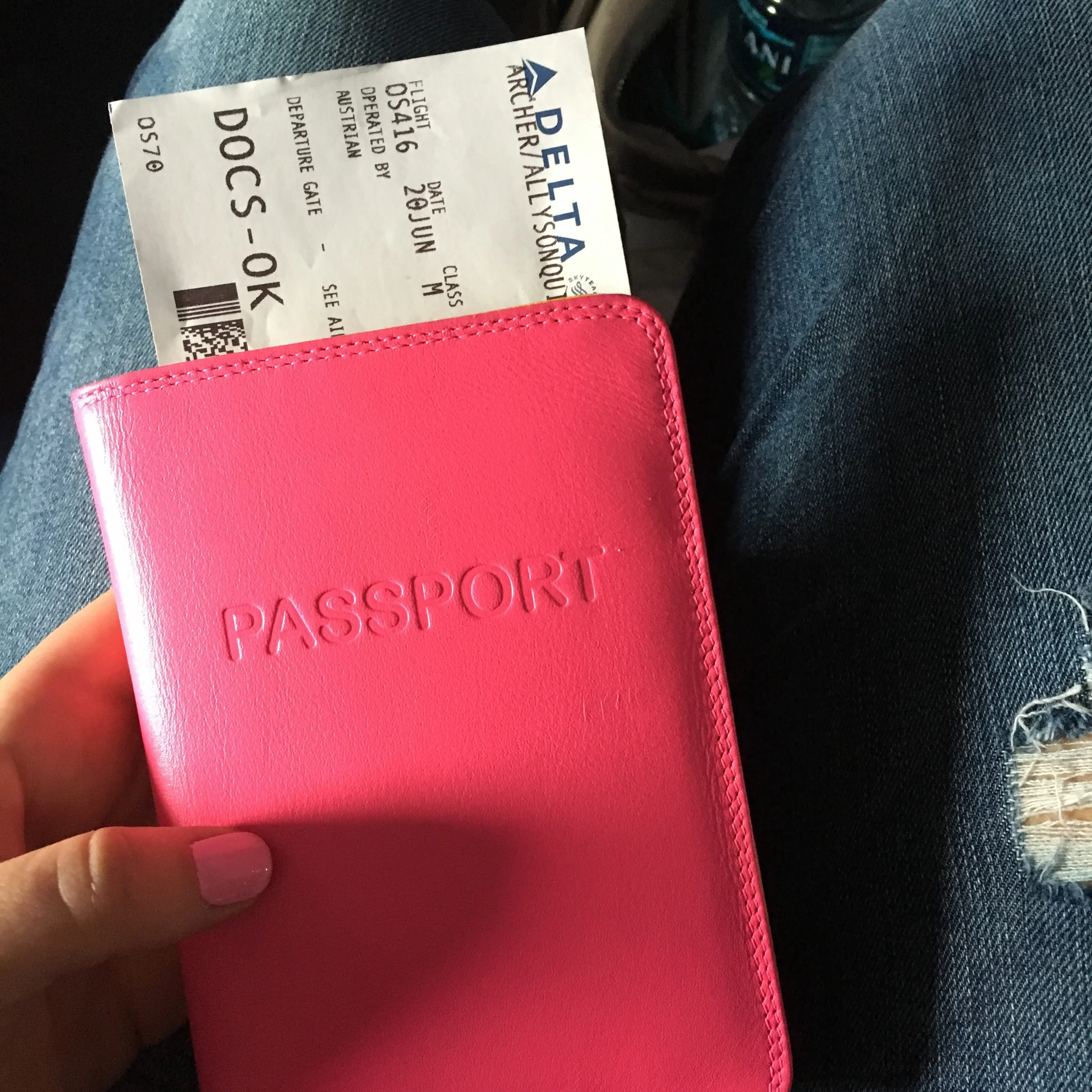 Lost Bag While Traveling? Here's What To Do — Go Seek Explore