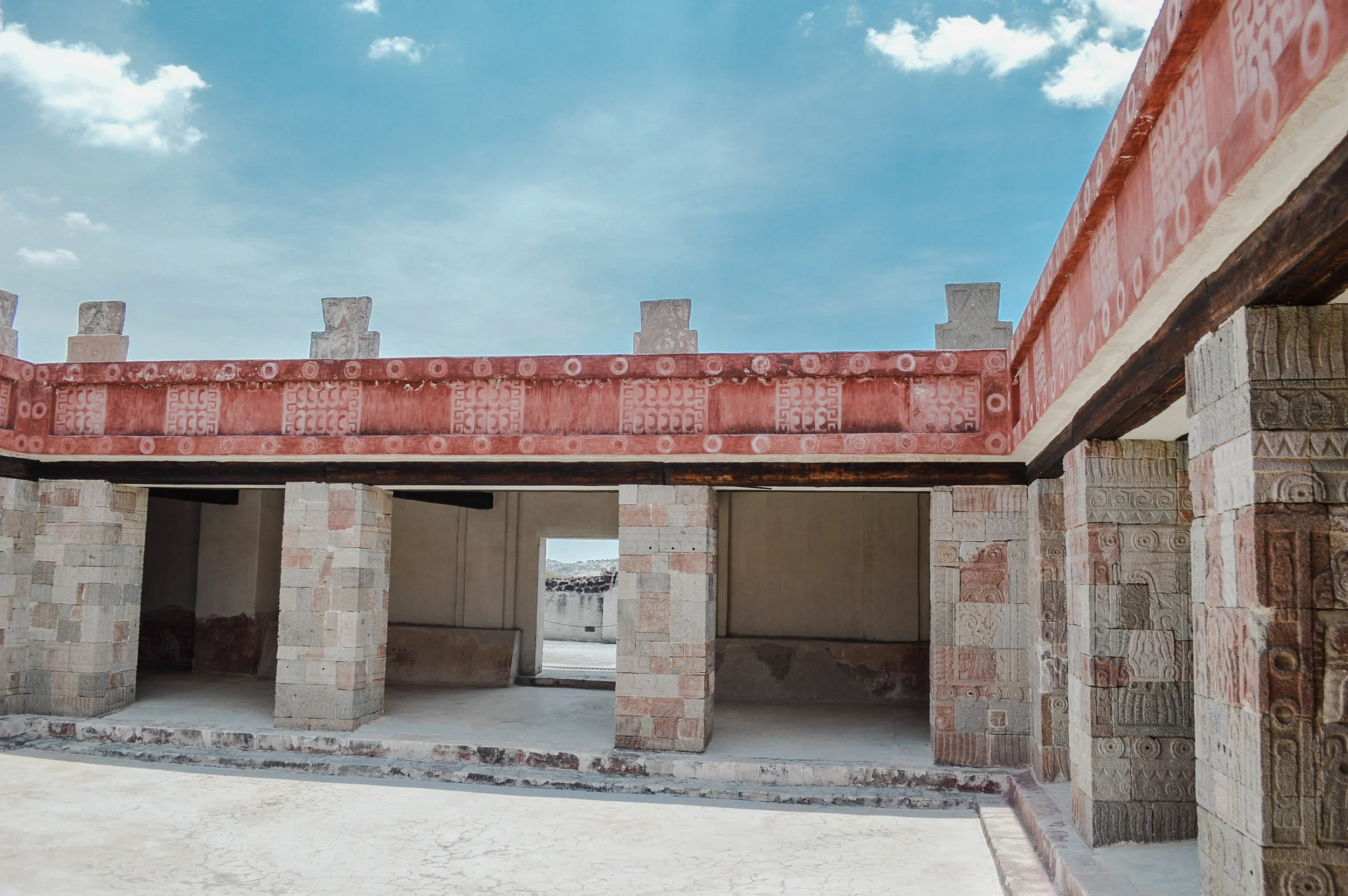 How to Become a Master Traveler: A Budget-Friendly Guide! — Go Seek Explore