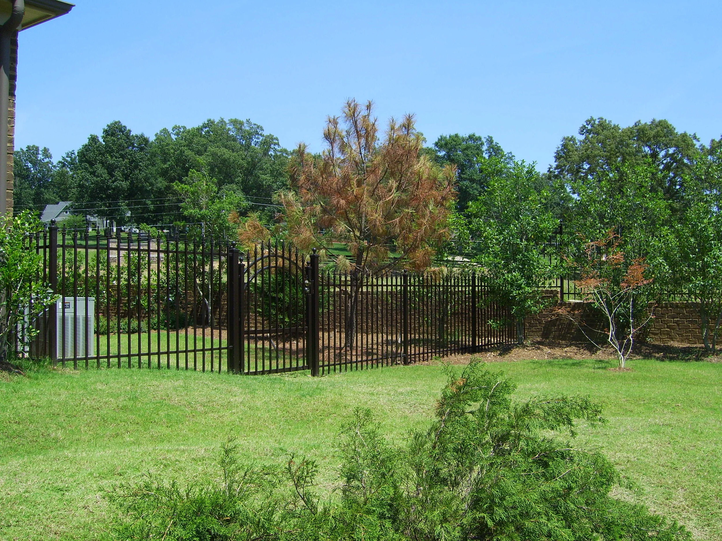 Fencing — Custom Fence