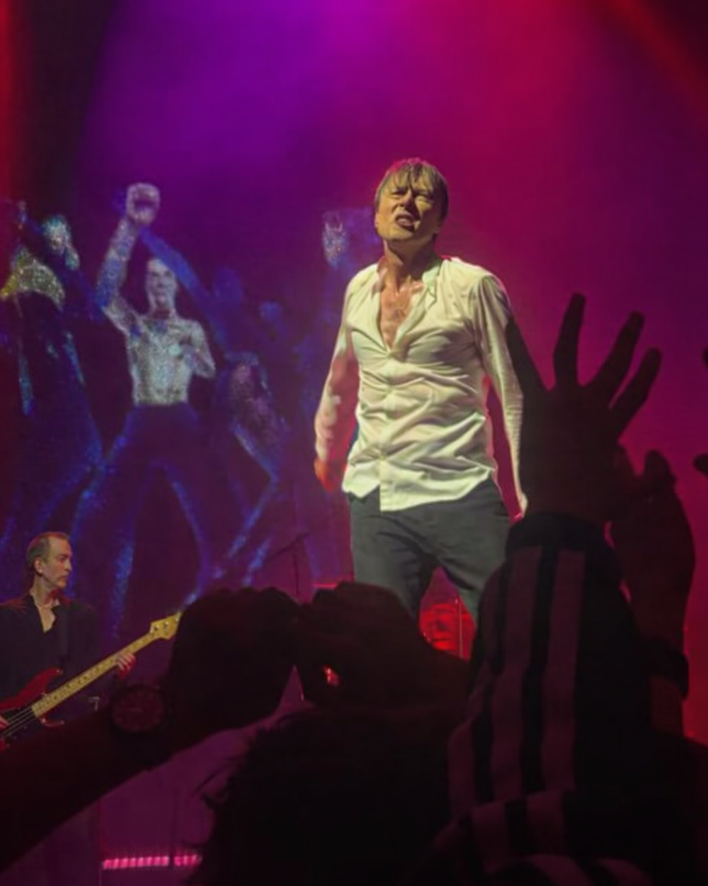 Suede: Cliffs Pavillion, Southend — Traveller's Tunes