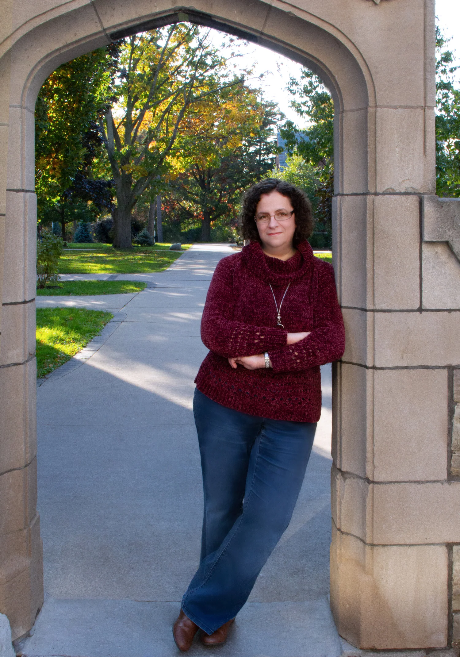 Bio — Jen J. Danna/Sara Driscoll - Mystery and Thriller Author