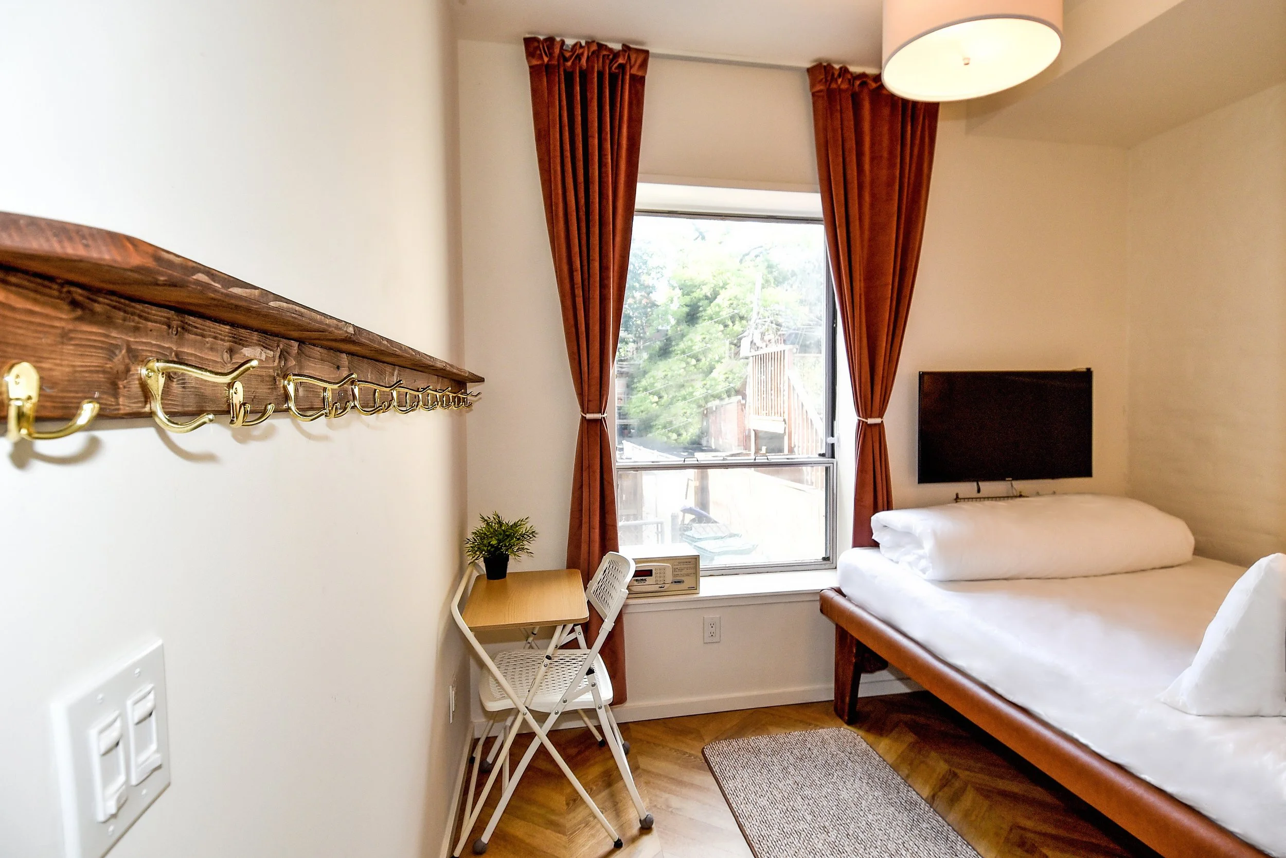 Private Hotel Rooms — HighRoad Hotel