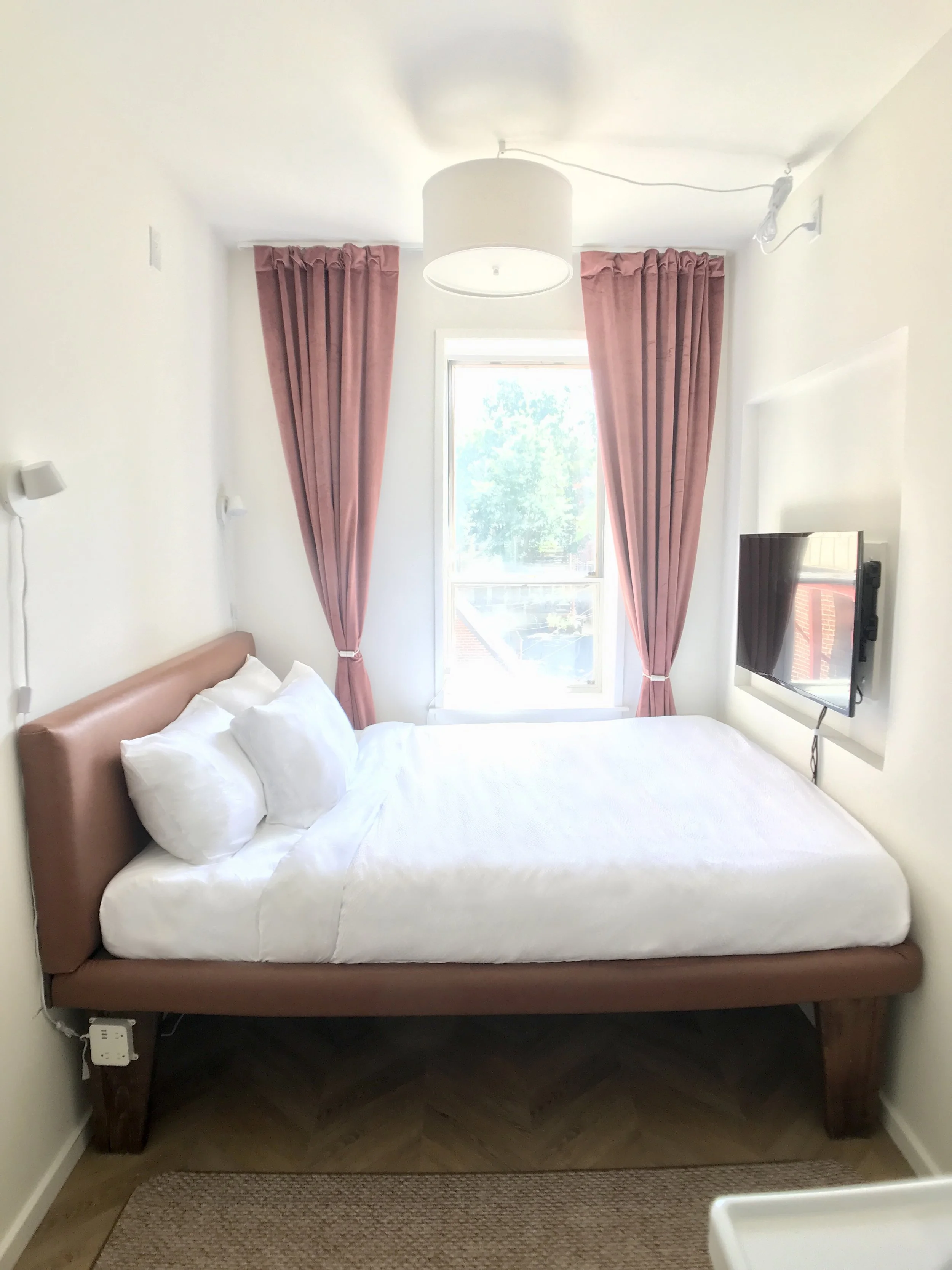 Private Hotel Rooms — HighRoad Hotel | Book Direct for 5% OFF and Avoid ...