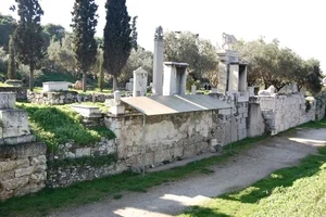 Death and the Athenian Family: An Athenian Funerary Lekythos ...