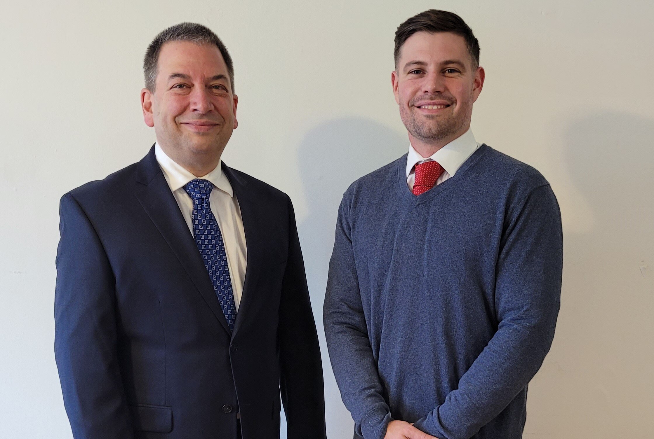 How To Select The Best Immigration Lawyer For Your Case