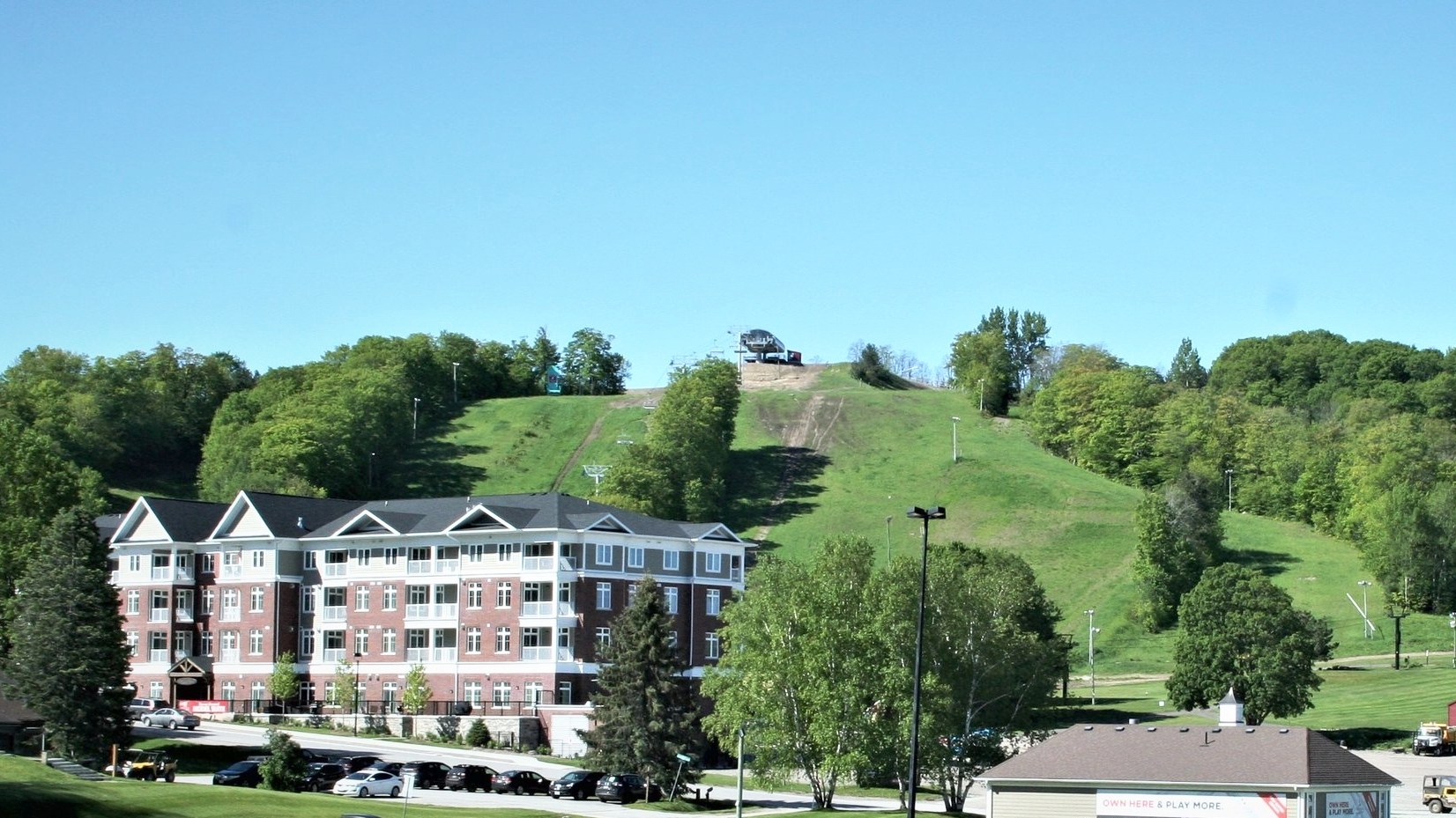 Horseshoe Valley Copeland House — van Groll & Associates Inc.