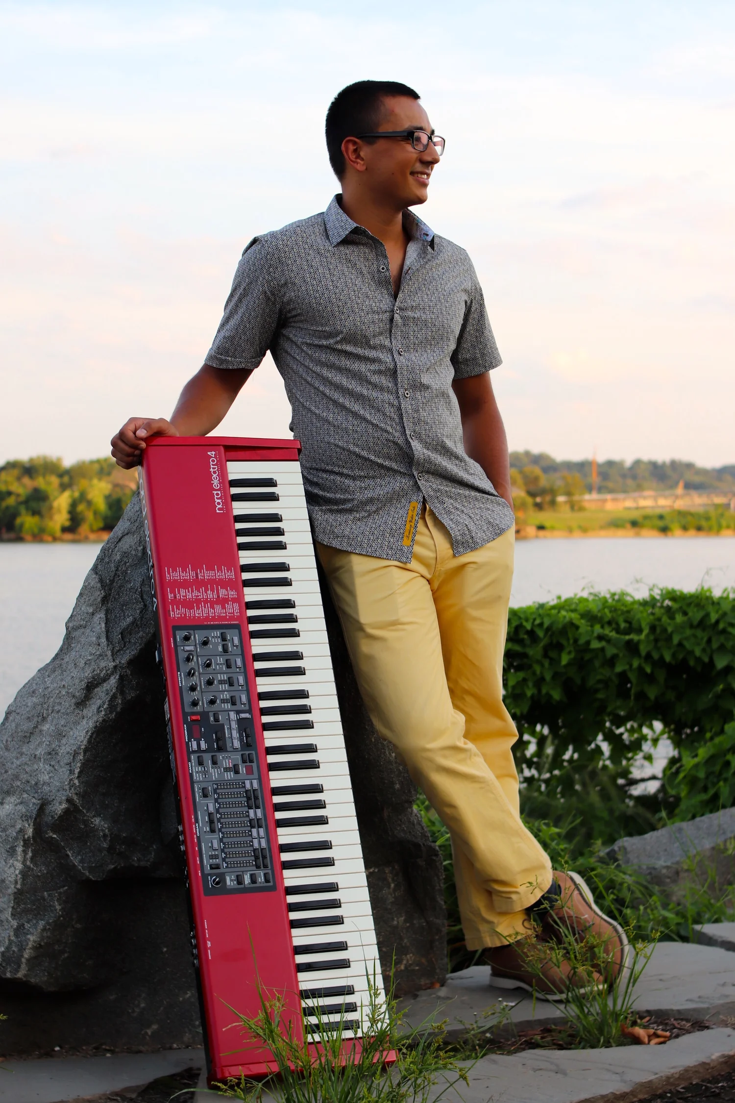 EPK — James Fernando