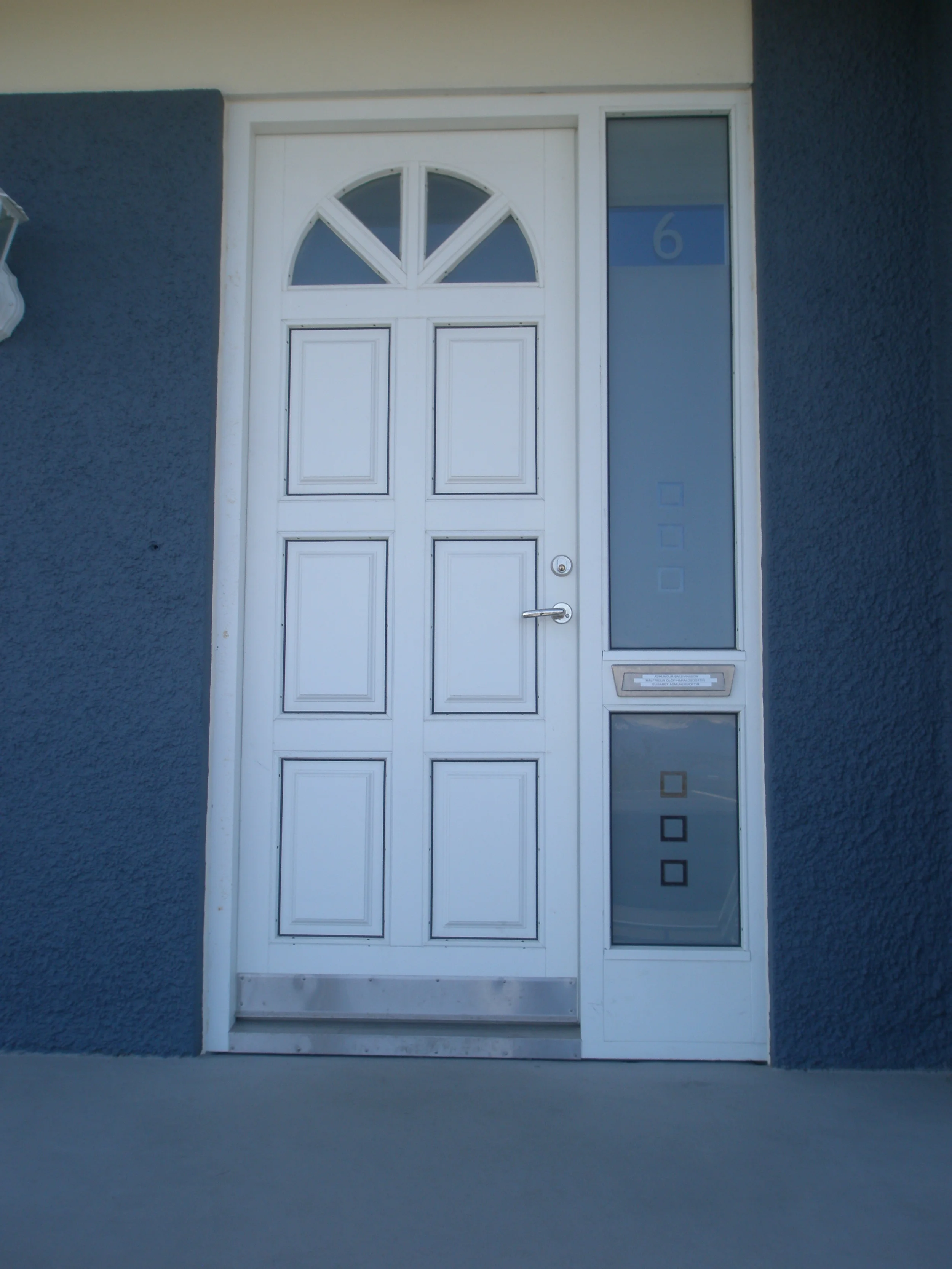 Hurðir og Gluggar — Friðrik Jónsson Ehf