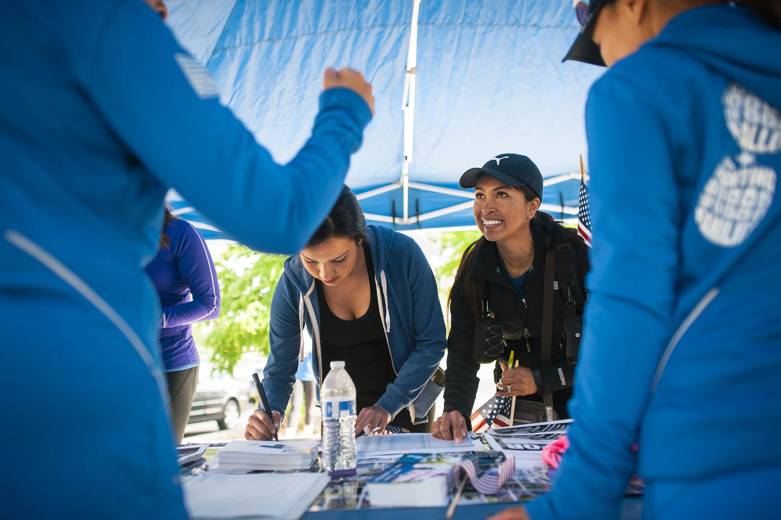 Volunteer — wear blue: run to remember