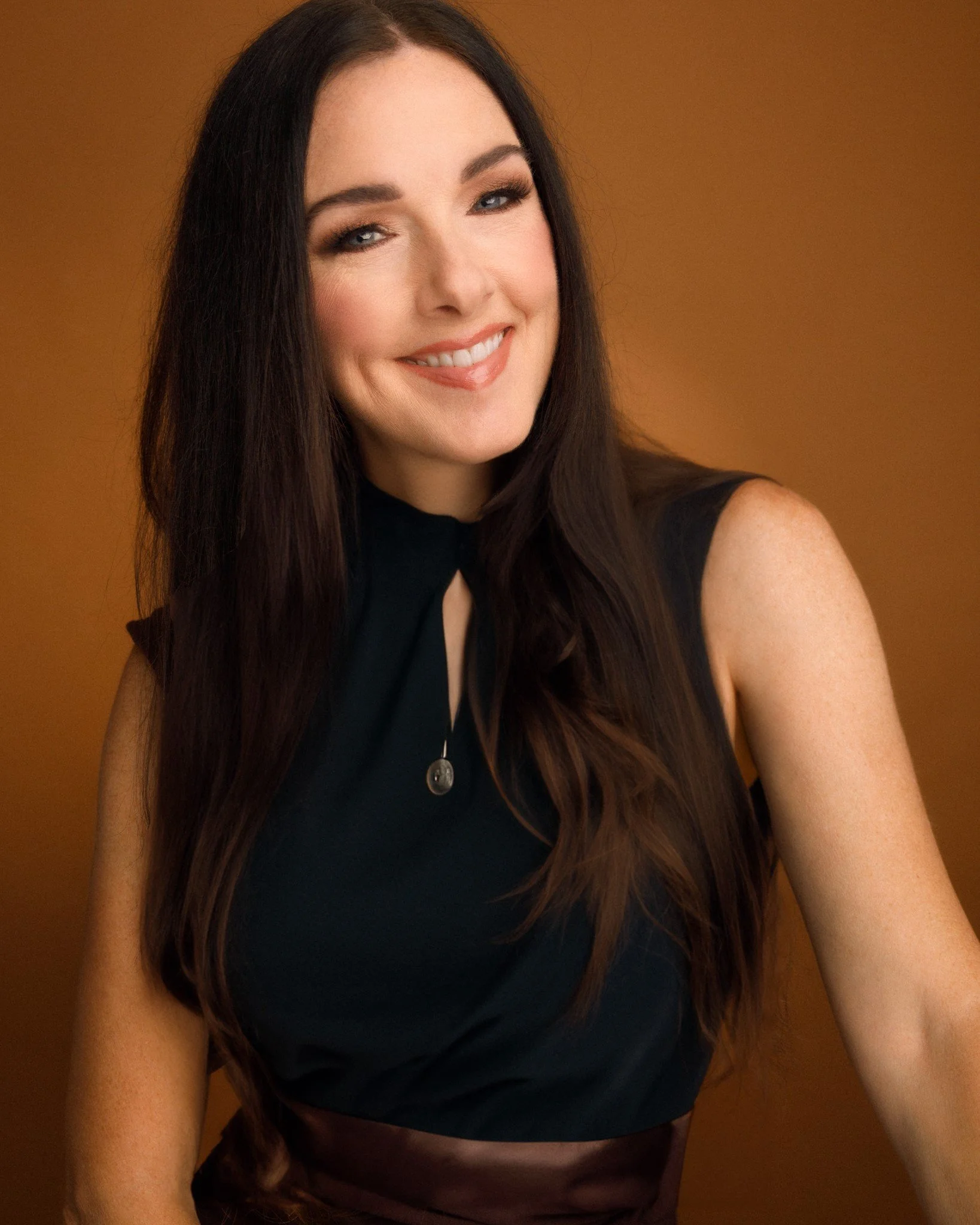 PRODUCTION TEAM – One10 Beauty House
