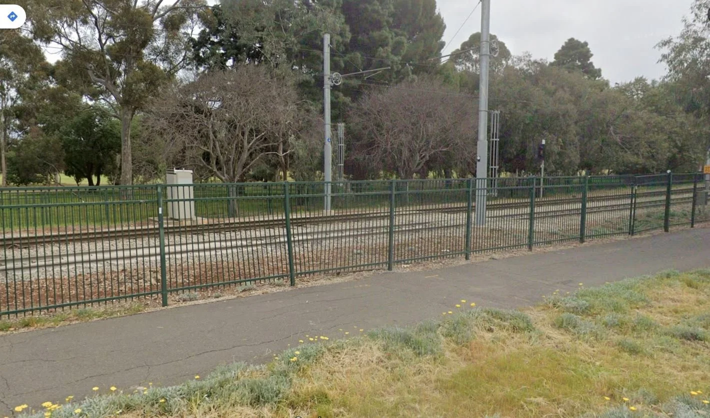 Tram parking in Veale Park — Adelaide Park Lands Association
