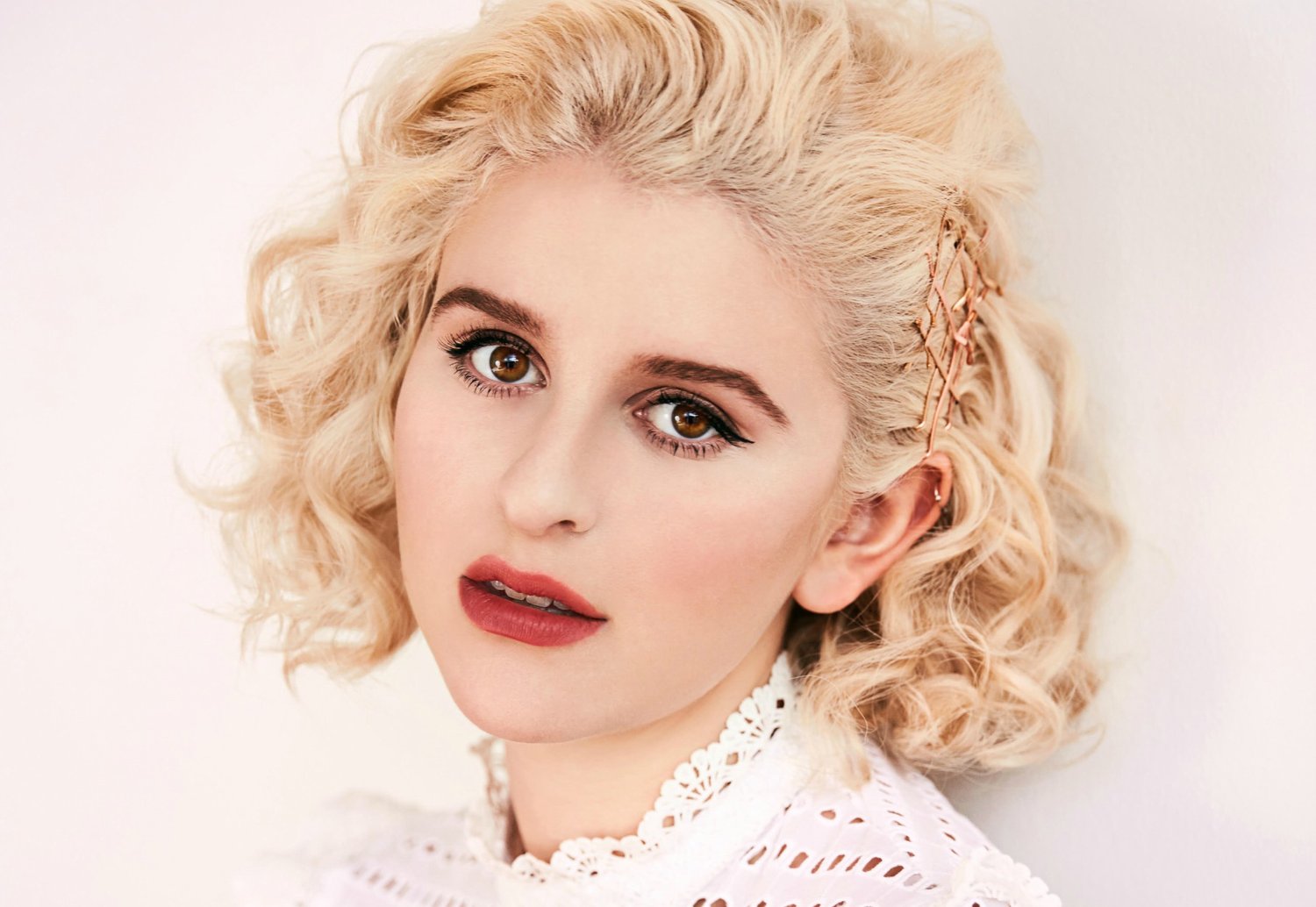 INTERVIEW: Hannah Grace, a Vital Voice on the Verge